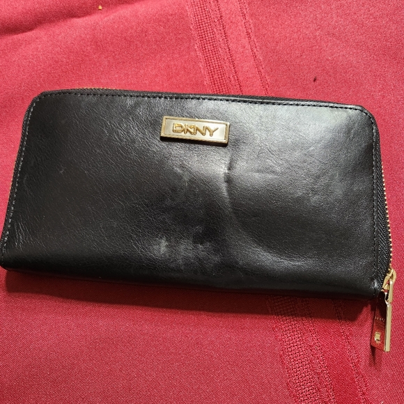 Dkny | Bags | Dkny Wallet | Poshmark